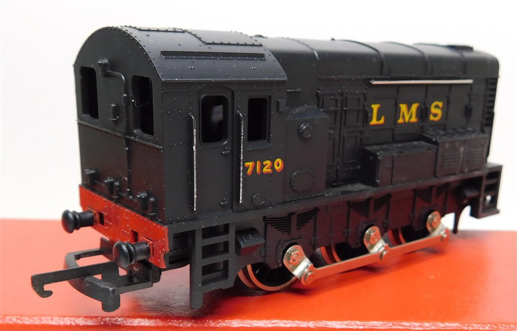 Elaine's Trains - Lima LMS diesel shunting loco number 7120, good runner